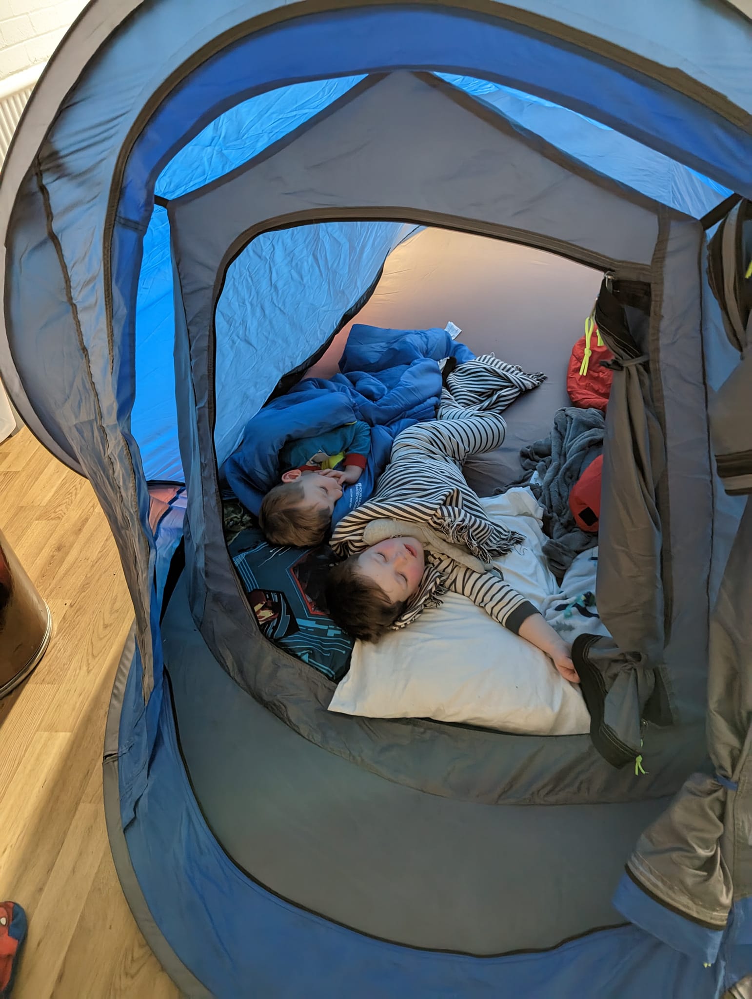 Squirrels-Sleepover-Asleep-in-Tent – Blackpool Scouts